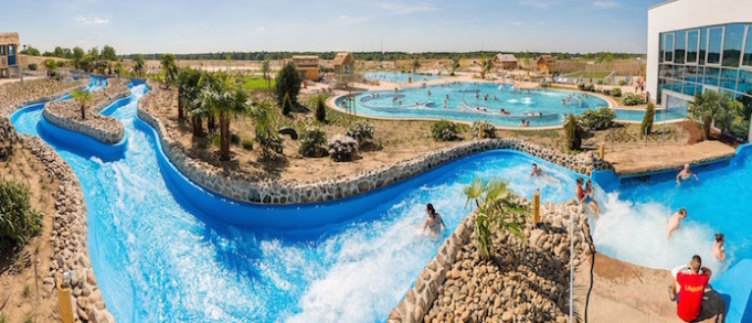 Tropical Island: Fluss im Freien "Whitewater River" hat 31 Grad